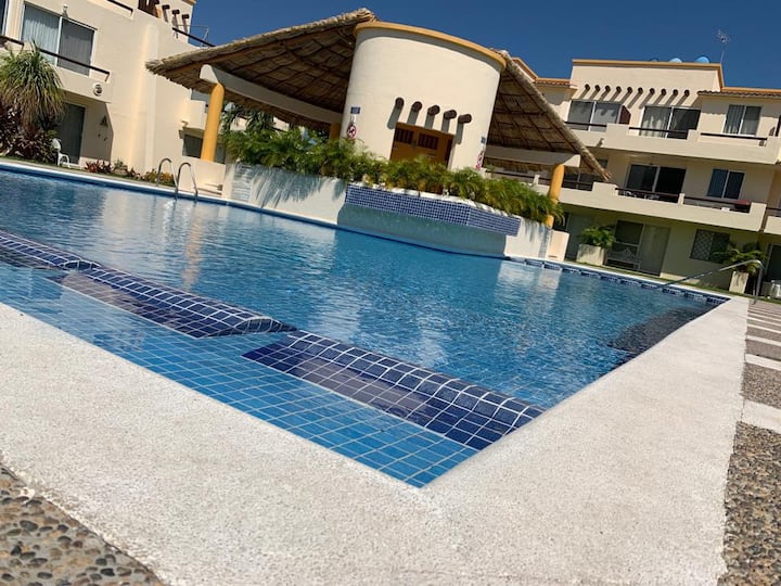 Suite En Zona Diamante Acapulco 
Seguridad 24/7 - Acapulco