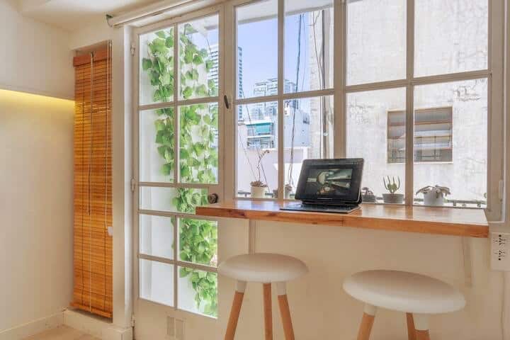 Divine Studio Super Bright With Balcony - Argentina