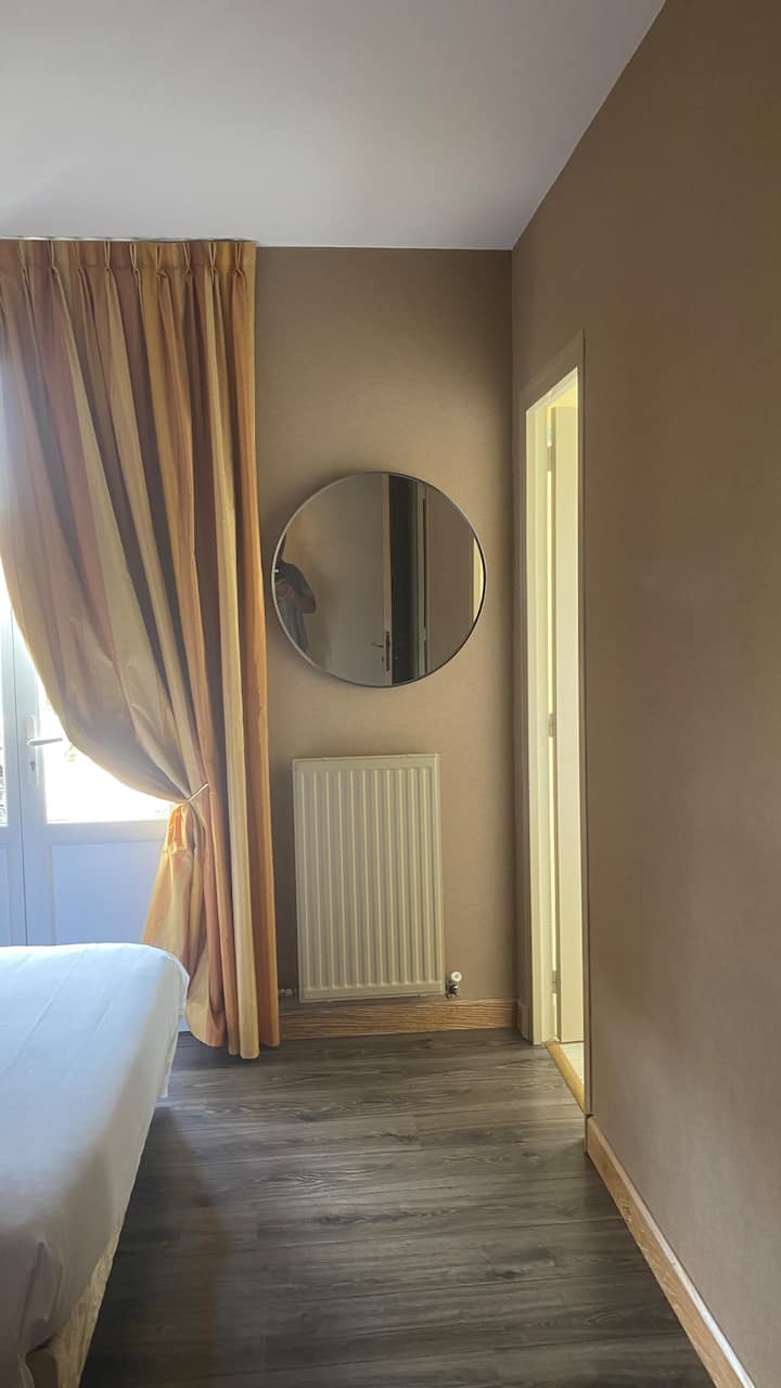 Hôtel - Saint-Fargeau