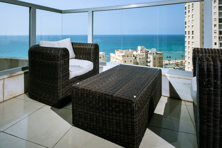 Lovely Apartment With Sea View - Israël