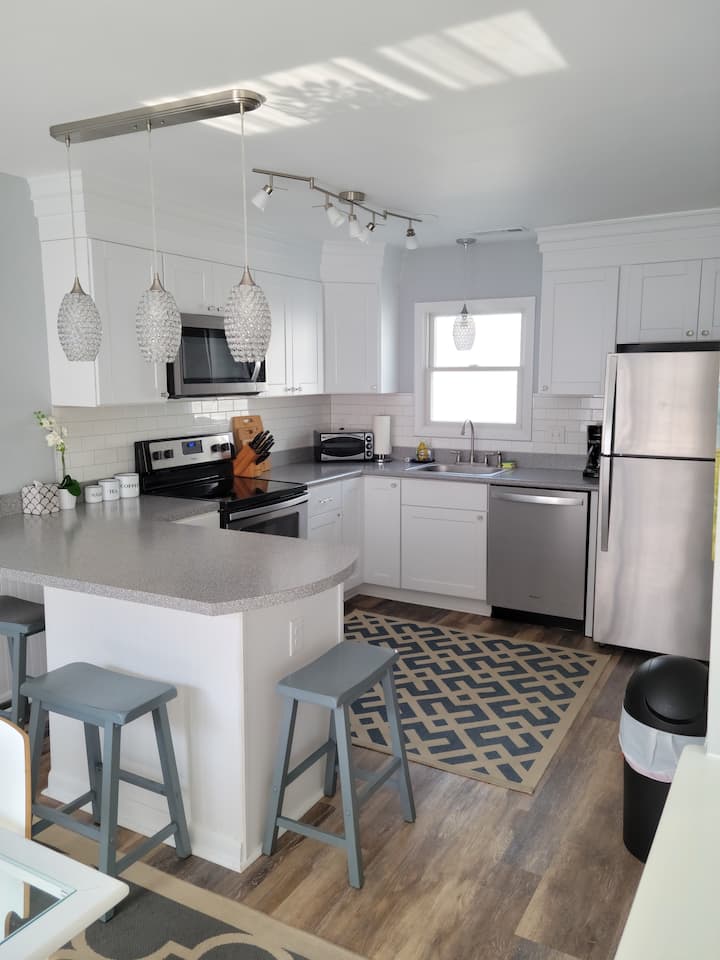 Great Town House In Dewey Beach. - Rehoboth Beach, DE