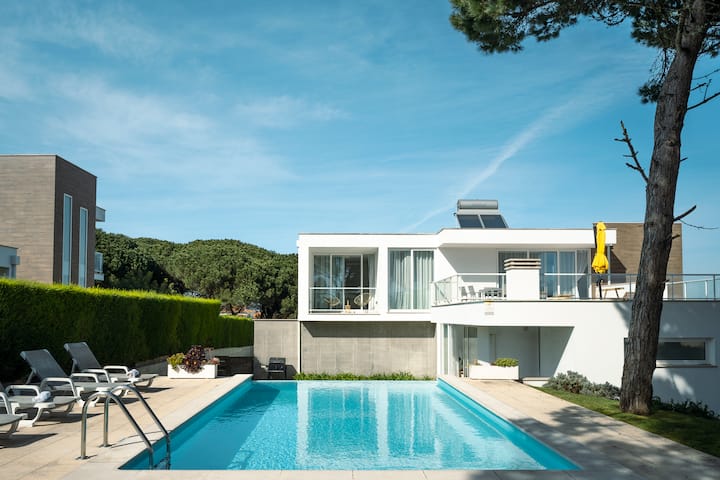 Contemporary & Stylish 4 Bedroom Holiday Villa - Óbidos