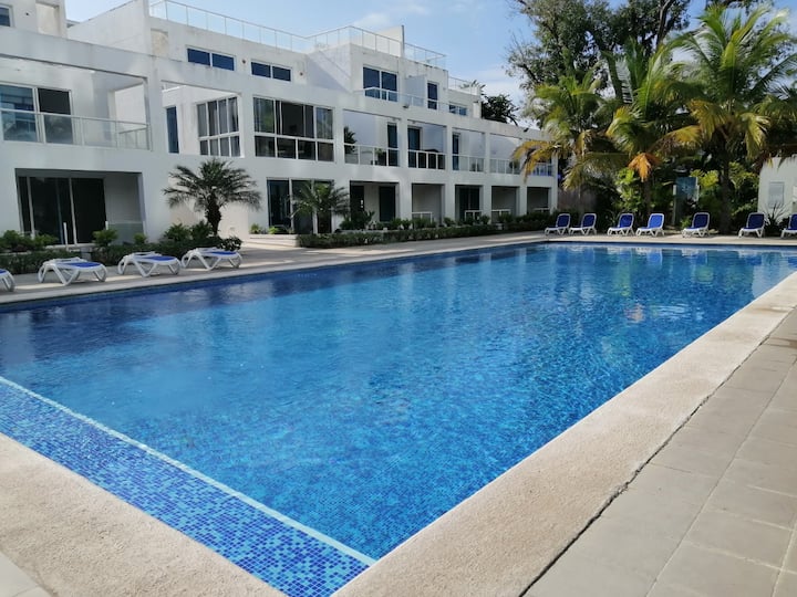 Villa A Pasos De La Playa + Vista A La Piscina. - Playa Blanca, Panamá
