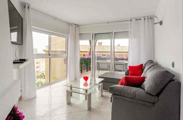 Lovely Apartment - La Carihuela - Municipality of Torremolinos