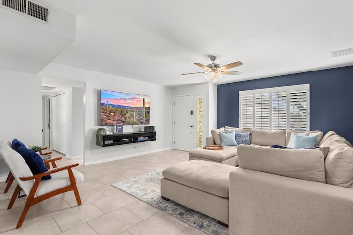 Private Desert Oasis • W/ Complimentary Breakfast - Glendale, AZ