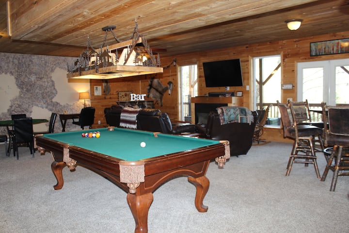 Cabin With Mountain View’s, Hot Tub, & Game Room. - Sautee Nacoochee, GA