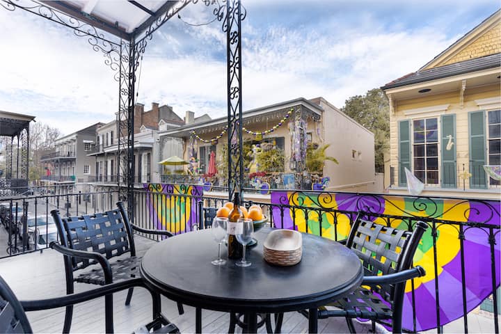 French Quarter Balcony Walking Distance To Bourbon - New Orleans, LA
