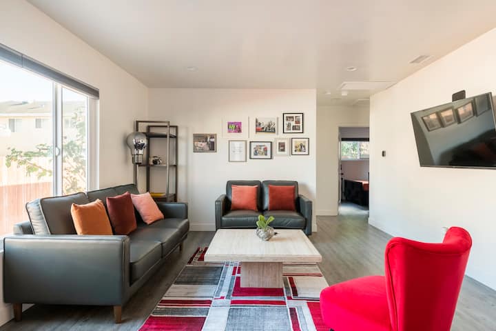 Cozy 3 Bed/2 Bath New Home Near L.a. Beaches - Torrance, CA