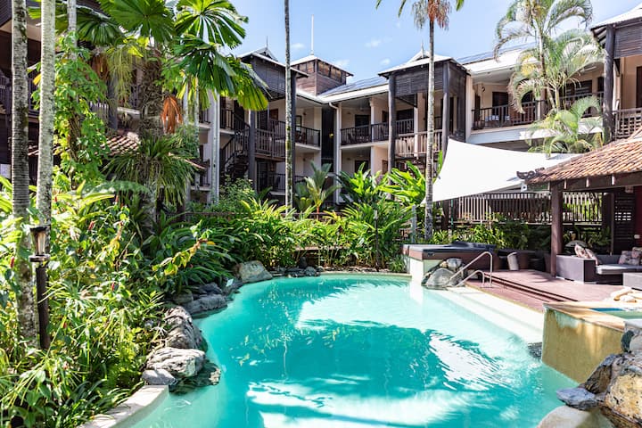 Accessible Hibiscus Hideaway - Port Douglas
