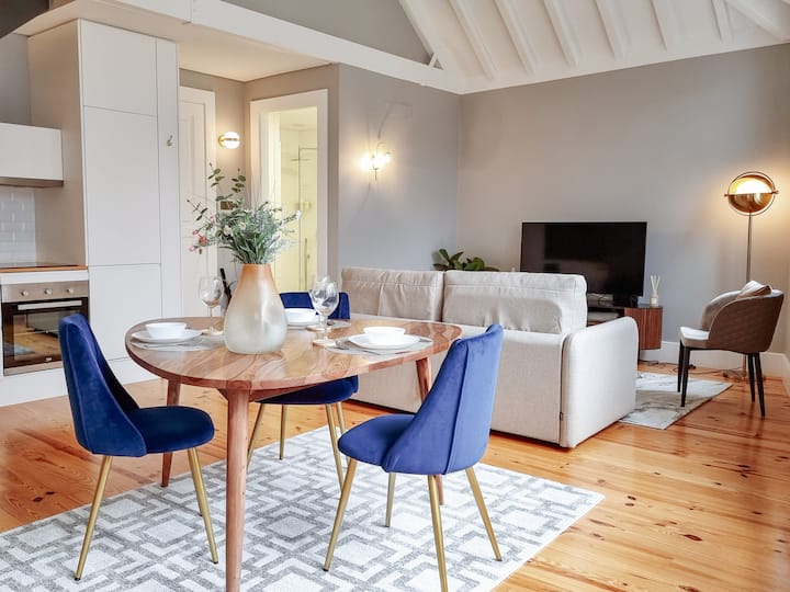 Charming Loft With Mezzanine In The City Center - Porto