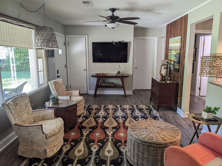 Relax @ 512 - Hinesville, GA