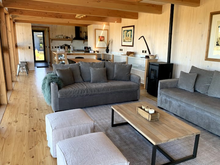 Preciosa Casa Con Vista A  Volcanes, Lago Y Bosque - Frutillar