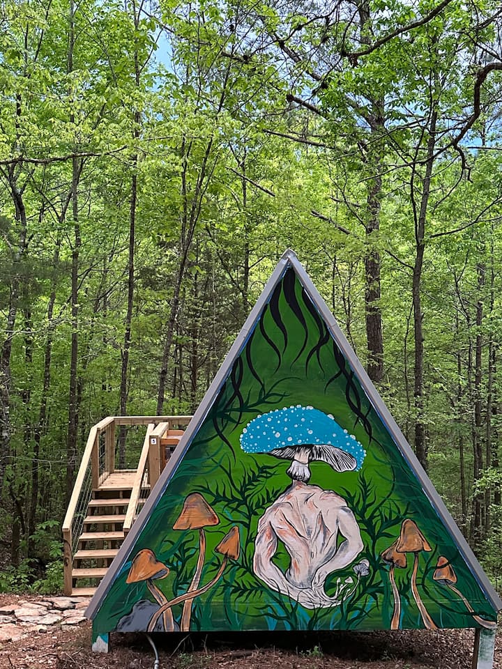 G-5 Glamp In Bohamia - 268 Acre Forest Retreat - Talladega, AL