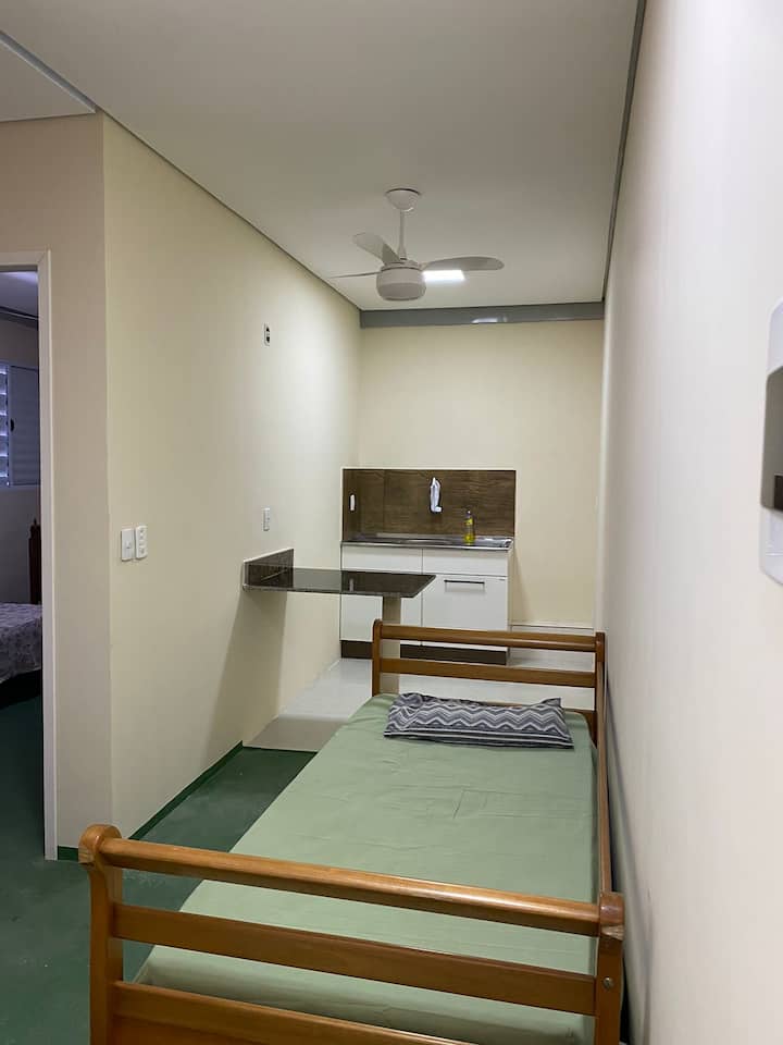 Ap 2 Qtos-5 Solt, 1 Aux-sala Conj.c/coz.i - Belo Horizonte