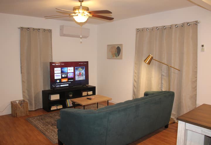 Radiant 1/1 Triplex By Downtown & Deep Ellum King - Dallas, TX
