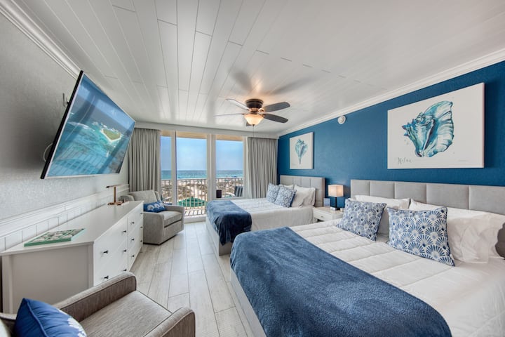 Executive Oceanfront Studio - Treasure Island, FL