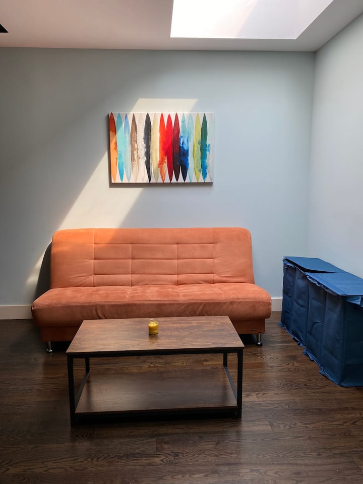 Macon 4-modern Queen Size Room - Brooklyn, NY