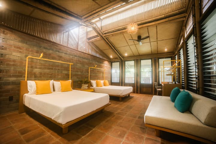 Bamboo Farm Queen Cabin In Batangas - Ibaan