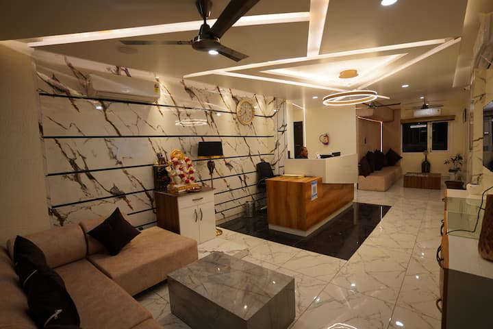 The Royal Hotel - Haldwani