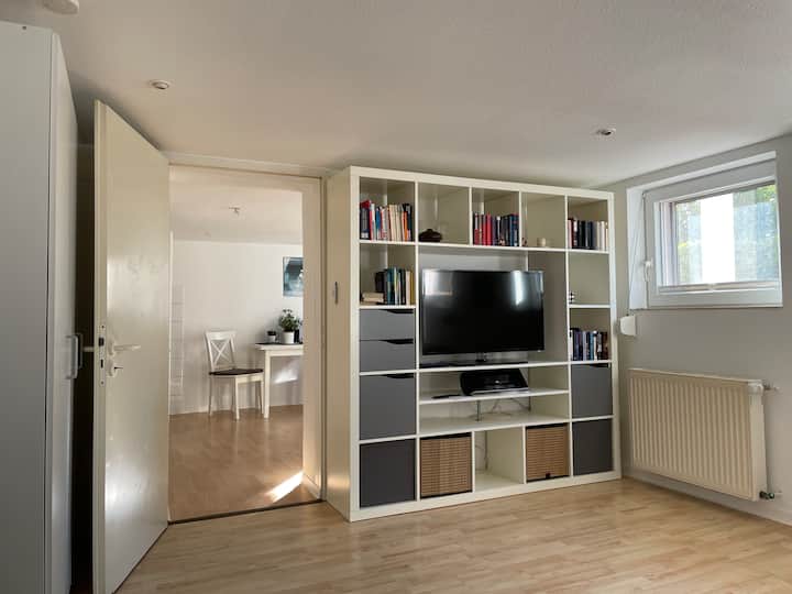Gemütliche, Kleine Souterrainwohnung - Göttingen
