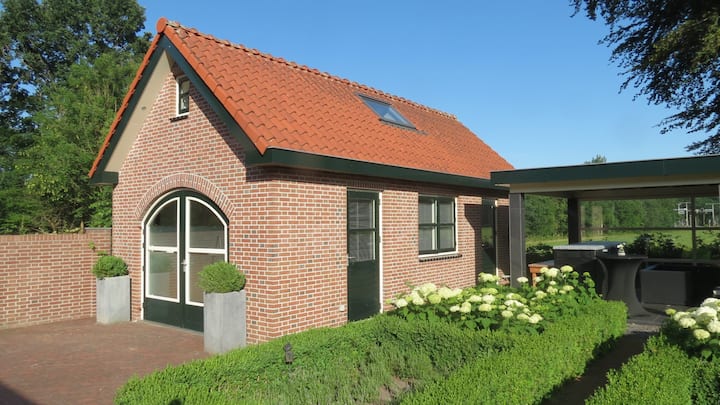 Vrijstaand Gastenverblijf Inclusief Veranda - Soest, Niederlande