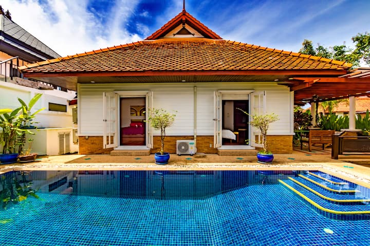 [Highly Recommended] Cozy Thai-style Small Villa With Private Pool, Convenient Transportation And Amenities, 700m Walk To The Beach - Tayland