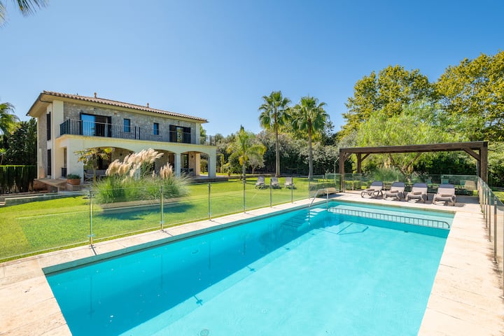 Beautiful Villa In Alcudia - Pollensa
