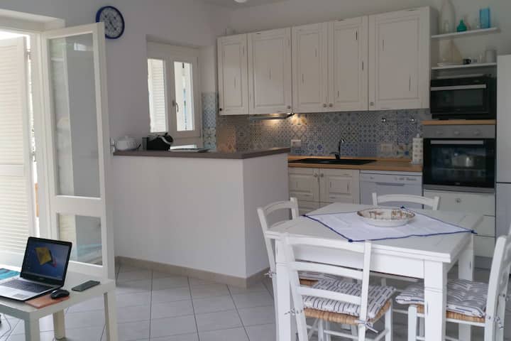 Casa Hibiscus  - Iun: R2633 - Cala Gonone