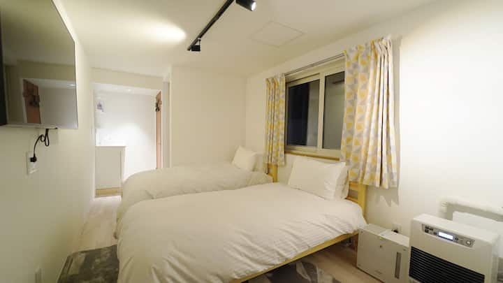 The Lobs 10min To Rusutsu Private Shower & Toilet - Date