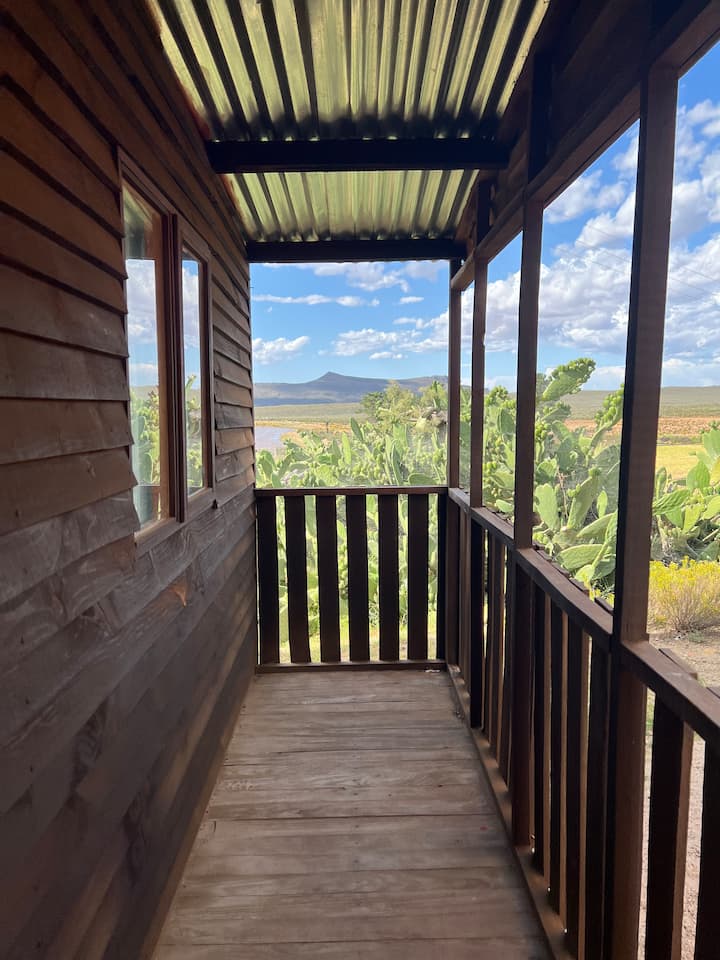 Cabin 11 - Montagu