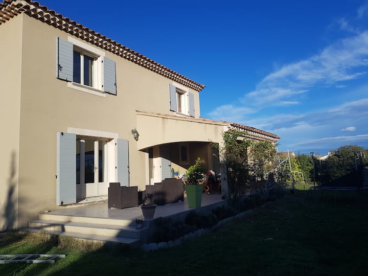 Maison Familiale - Rochefort-du-Gard