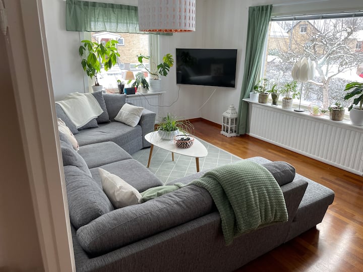 Enkelrum I Villa På Färjestad - Karlstad