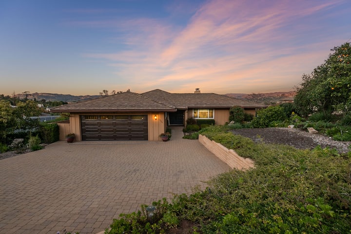 Amazing Views W/game Room, Pool & Hot Tub! - Escondido, CA