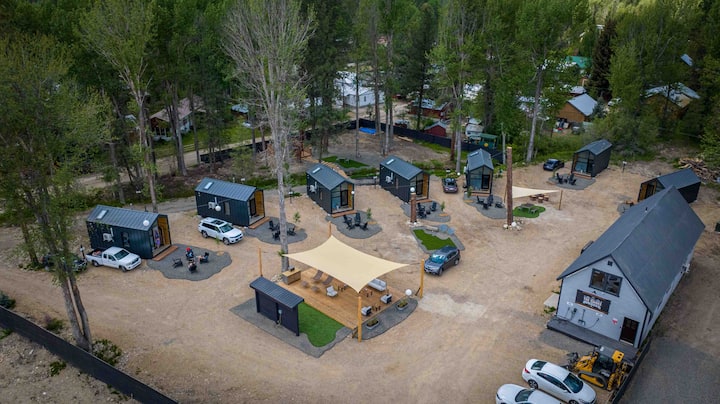New! Rent Your Own Resort-9 Tiny Homes On 2 Acres - Idaho City, ID