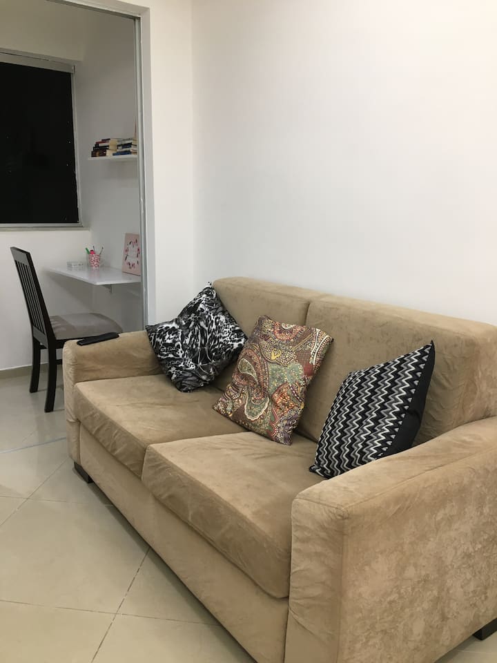 Bem Localizado Na Praça Do Imbuí - Salvador, Brazil