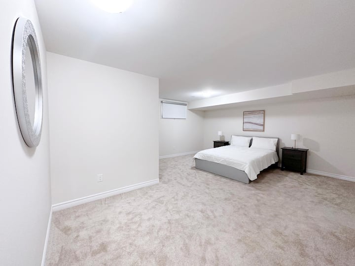 Very Spacious Basement Bedroom #4 In New Home - Ottawa