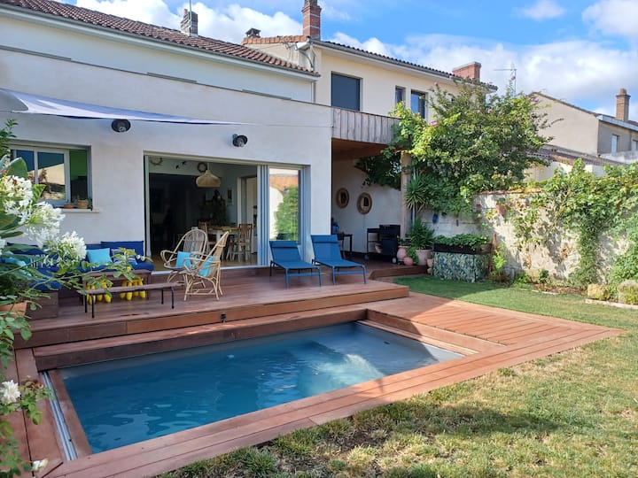 Maison Bordeaux Saint Augustin - France