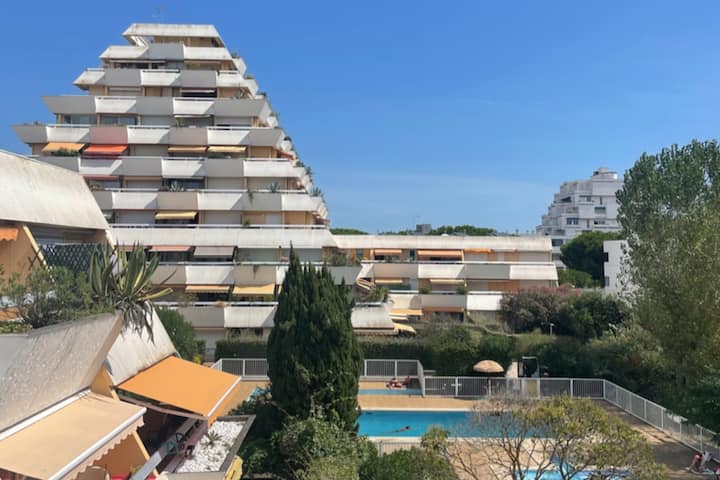 Cœur De Ville, Magnifique Studio Avec Piscine. - La Grande-Motte