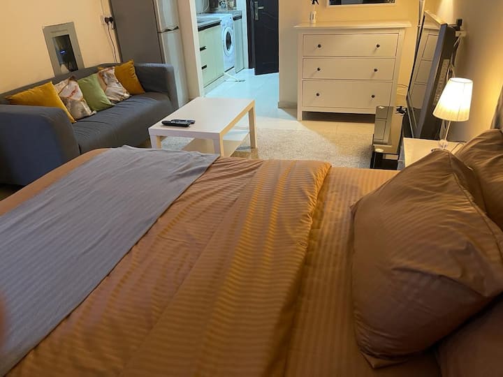 Romantic Studio 25min To Dubai - Ajman