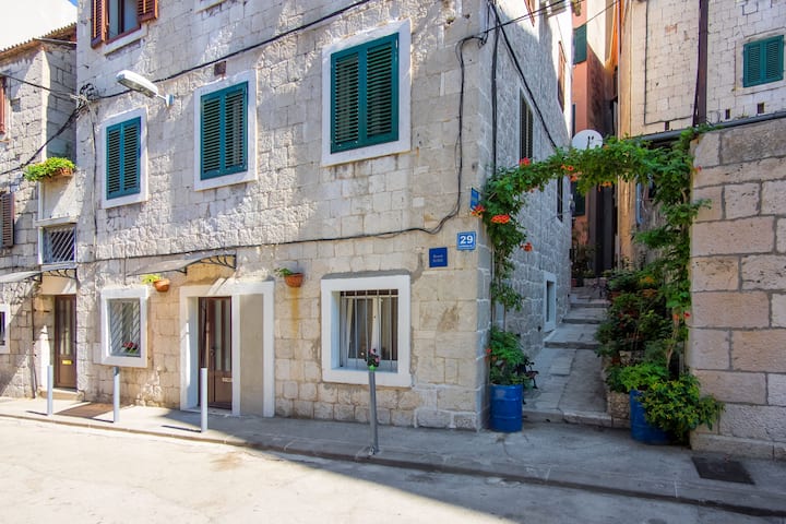 Apartment Glory, Close To The Beach & Old Town - Split