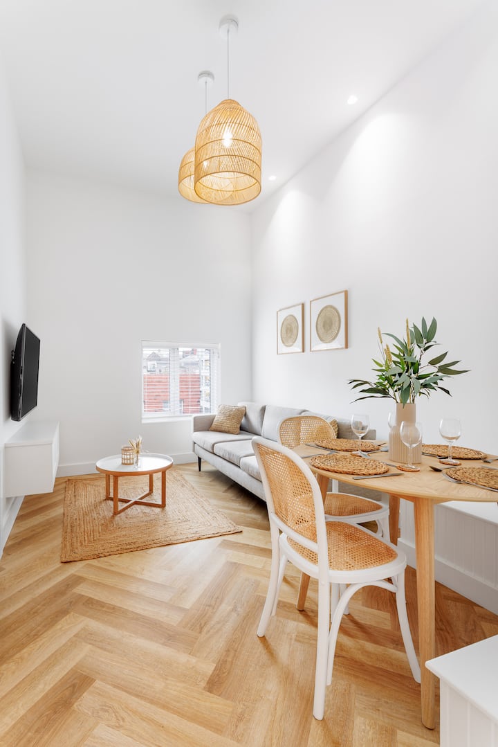 44 Renshaw - 2 Bedroom Apartment Sleeps 4 - Liverpool