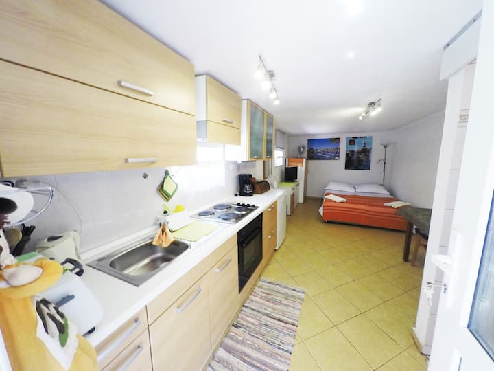 Krk Special: Studio, 300m From Sea, Quiet Location - Krk