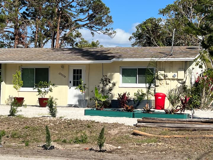 South Ship Bottom 3br1ba Laundry - Bonita Springs, FL