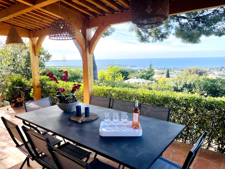 Superbe Villa , 4 Chambres, Piscine, Vue Mer - Bandol