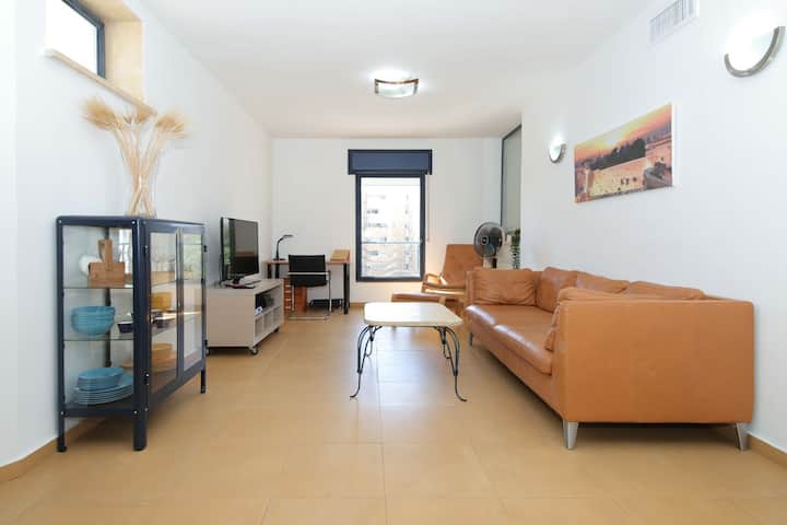 Lovely Apartment With A View / Rehavia - Jerusalem