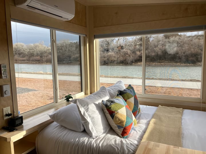 Roam On: A Pet Free Tiny Home - Grand Junction, CO
