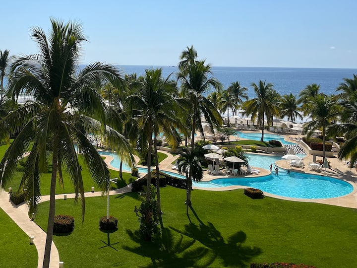 Beach Front Condo, Casa Marqués - Ixtapa Zihuatanejo