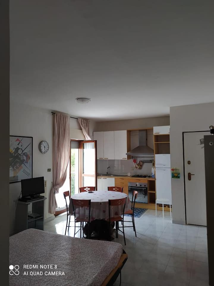 Bilocale Centrale Vicino Al Mare - Agropoli