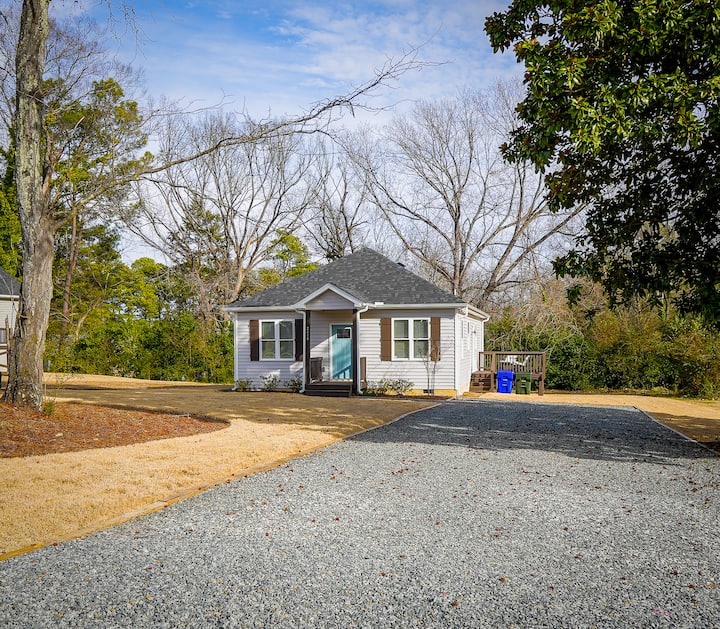 New! King Bed Bohemian Oasis Near Duke - Durham, NC