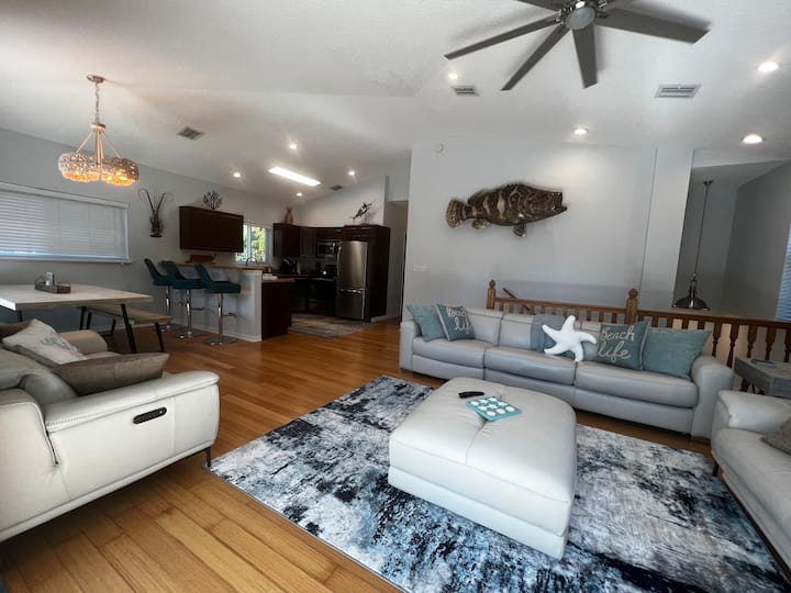 Beach Bungalow- Downtown Islamorada - Islamorada, FL